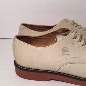Tommy Hilfiger | Shoes | New Tommy Hilfiger Mens White Suede Bucks Sz9 ...